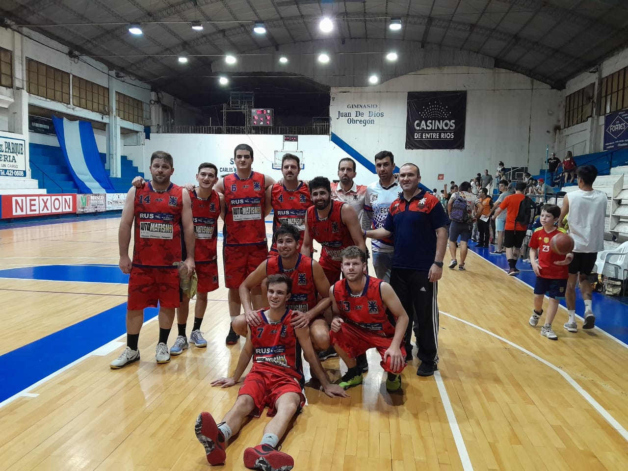 El equipo de Básquet no pudo en las semifinales del Clausura ...